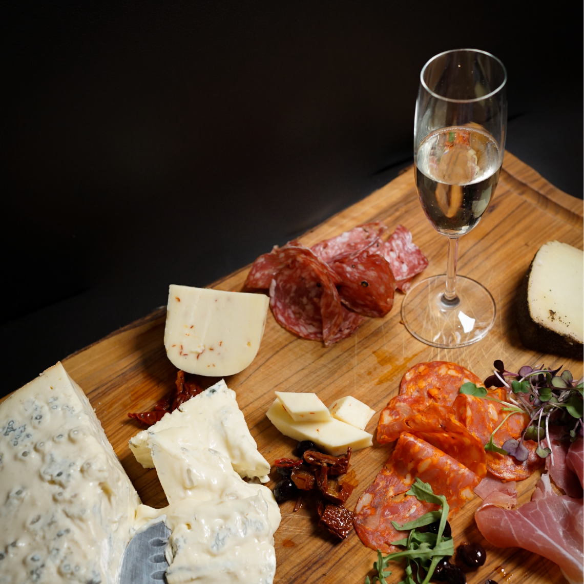 Prosecco, prosciutto, parmigiano - LOBSTER Family Restaurant